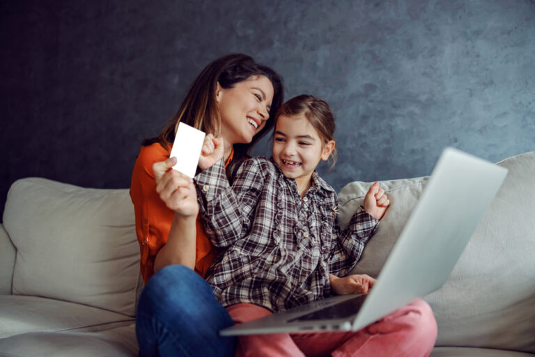 Positive & Negative Reinforcement in ABA Therapy | Heartlinks